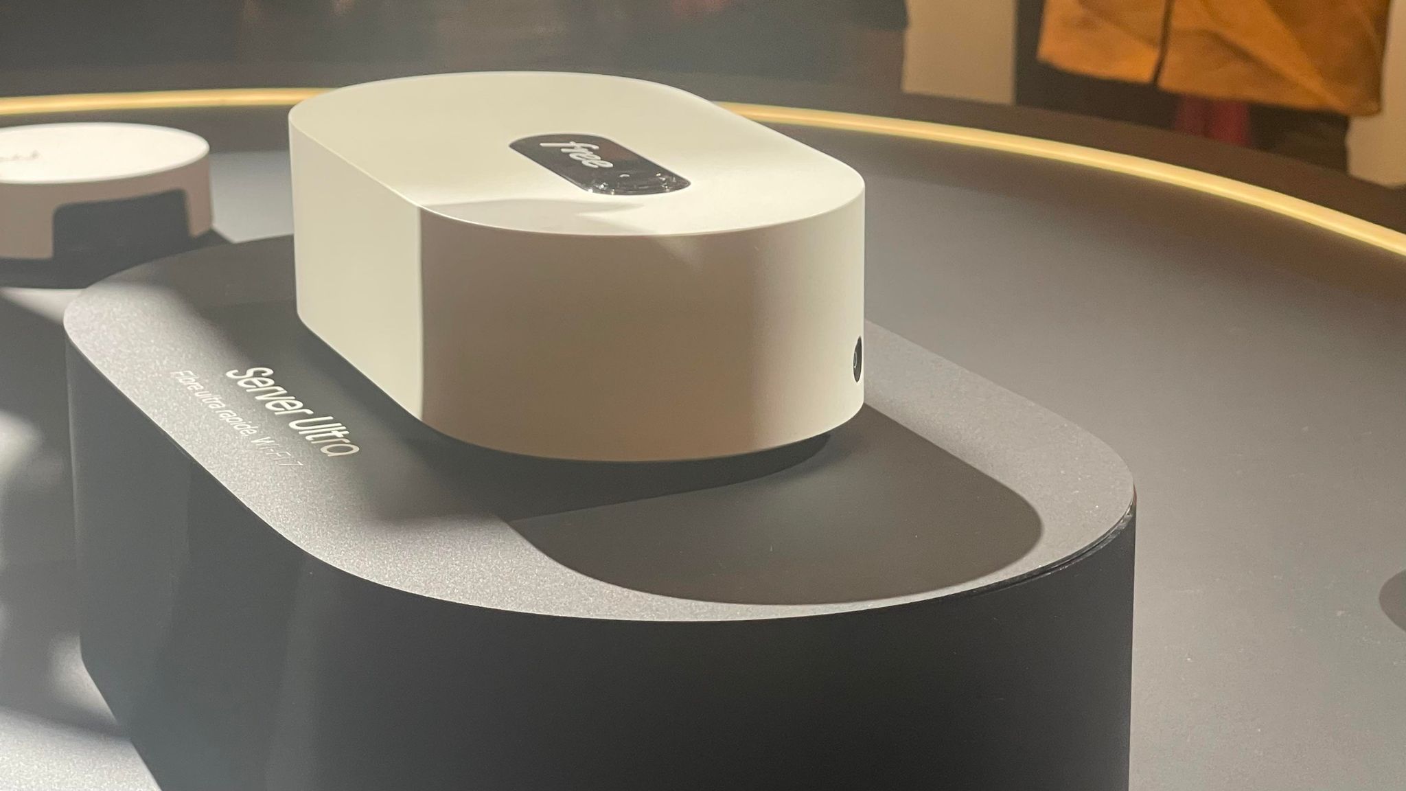 Avis Freebox Ultra : test et retours clients en 2026